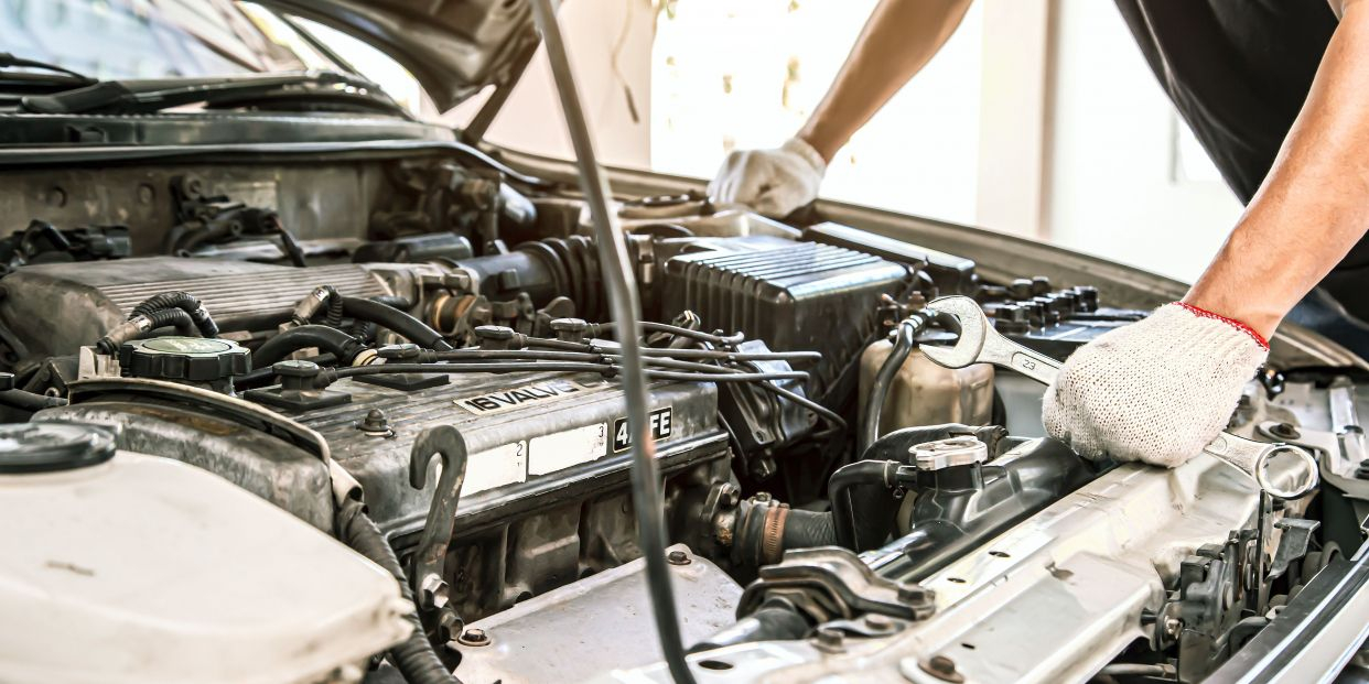 ¿Por qué pierde potencia el motor del coche con el calor?