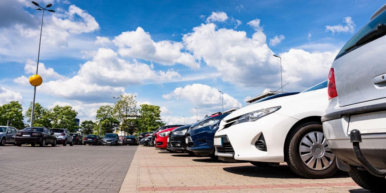 Consejos si vas a dejar el coche parado durante mucho tiempo