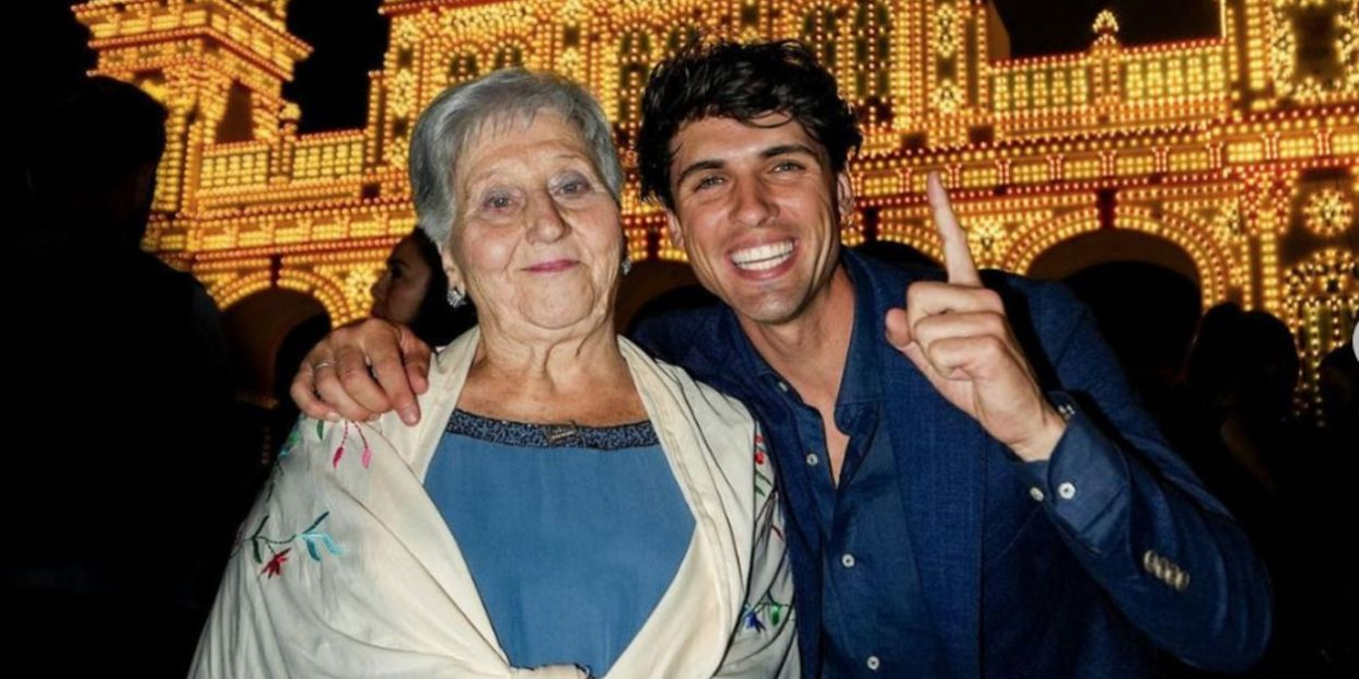 Cumple uno de los sueños de su abuela: ir a Feria de Abril