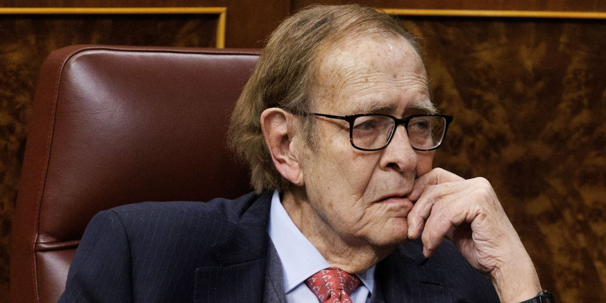 Tamames cuenta la intrahistoria de la moción de censura