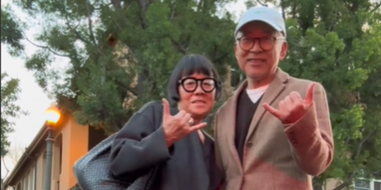 La pareja sénior que se rifan las marcas de moda