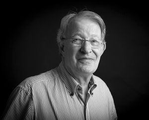 Bruce Taylor: Un claro caso de edadismo en la Universidad