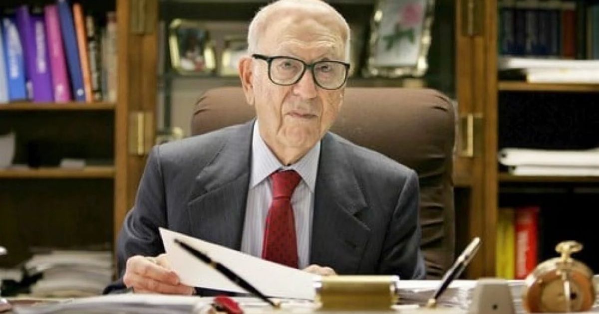 George Joseph, en la lista Forbes con 102 años