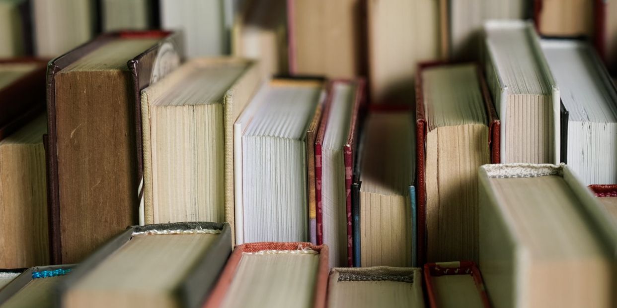 6 libros de famosos que te sorprenderán positivamente