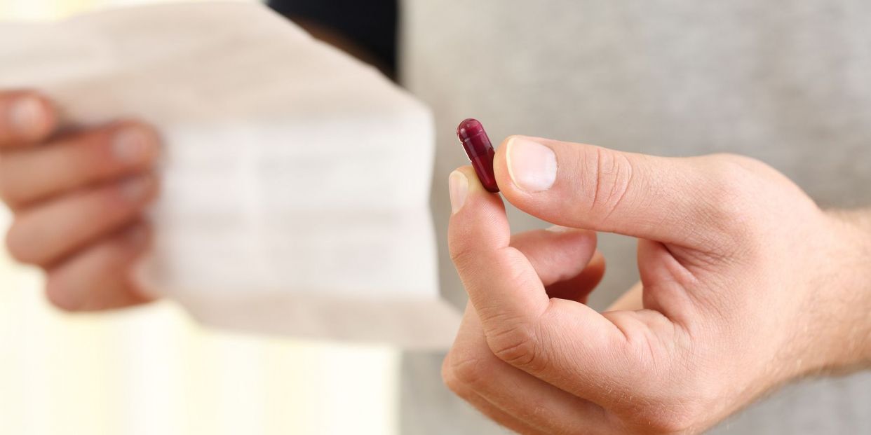 Cómo leer y entender el prospecto de los medicamentos